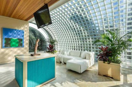 Arthur Erickson’s ‘mindbending’ Eppich House 2 hits the market for $16. ...