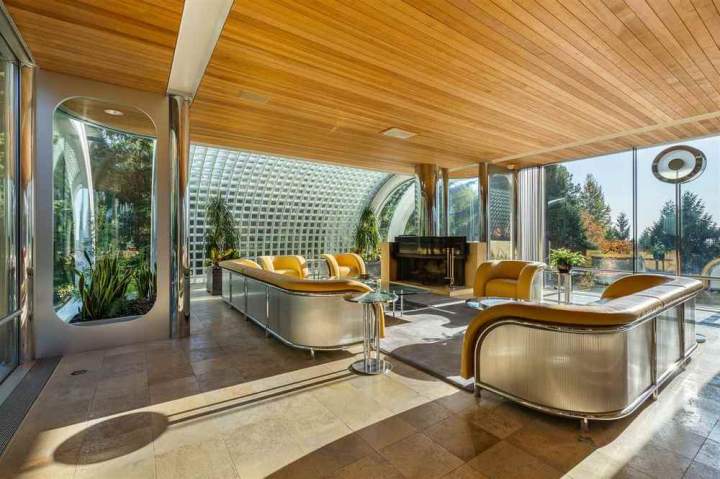 Arthur Erickson’s ‘mindbending’ Eppich House 2 hits the market for $16. ...