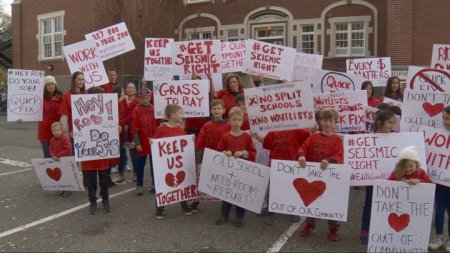Parents at Edith Cavell Elementary say money for seismic upgrades ...