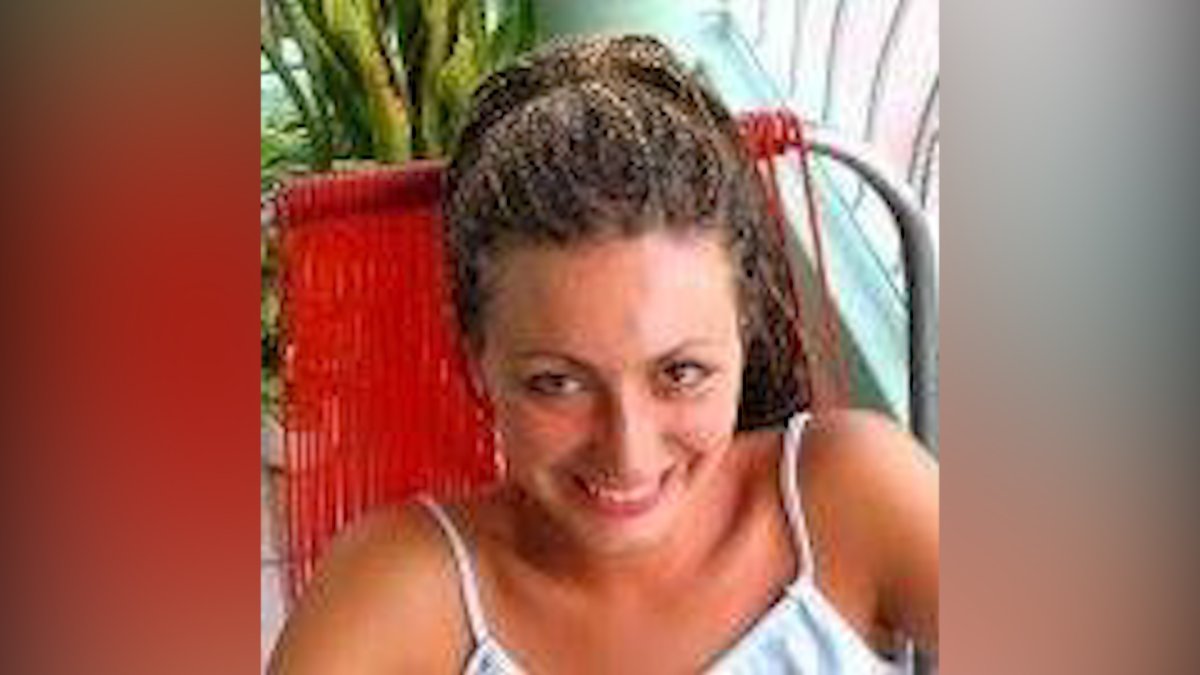 Alberta teacher Sarah McIver detained in China because she was working ...