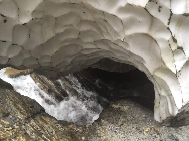Massive, unexplored ‘cave of national significance’ discovered in B.C ...