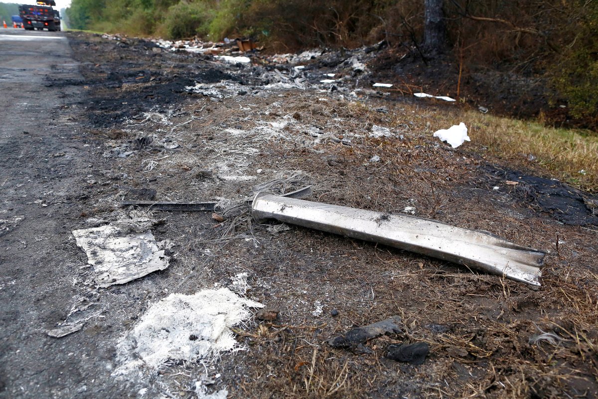 5 children heading to Disney World among 7 dead in fiery crash in ...