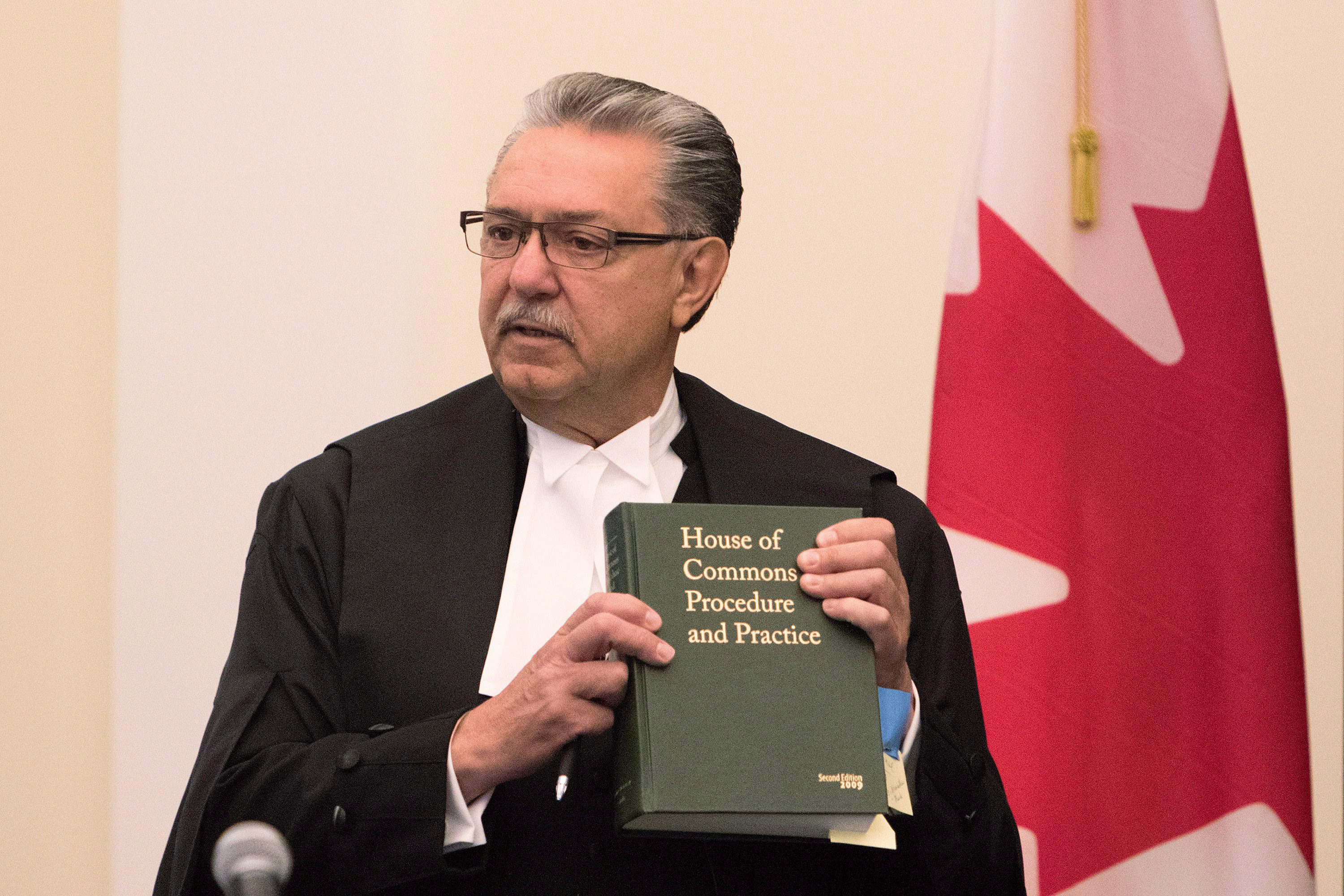 Alberta politicians share condolences on death of former Edmonton MLA ...