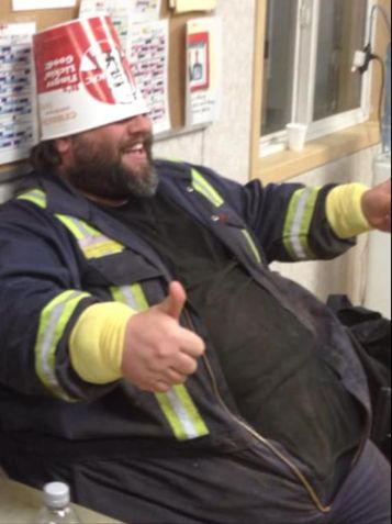 Fort McMurray man writes book on losing 330 lbs after 2016 wildfire ...