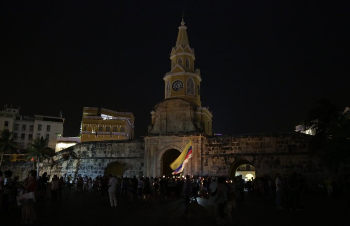 Landmarks around the world go dark to mark Earth Hour - National ...