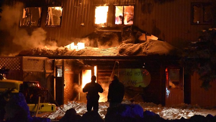Lemberg, Sask. hotel goes up in flames, destroys entire building ...