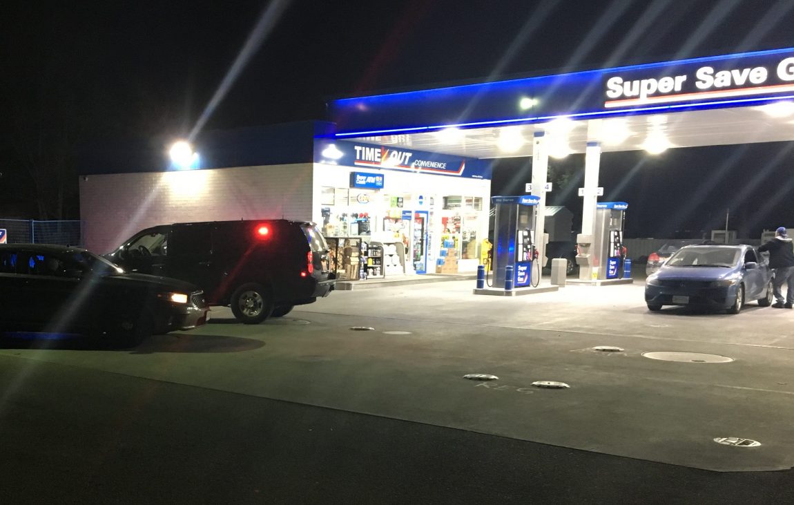 UPDATE: Kelowna gas stations robbed, attendant threatened with large ...