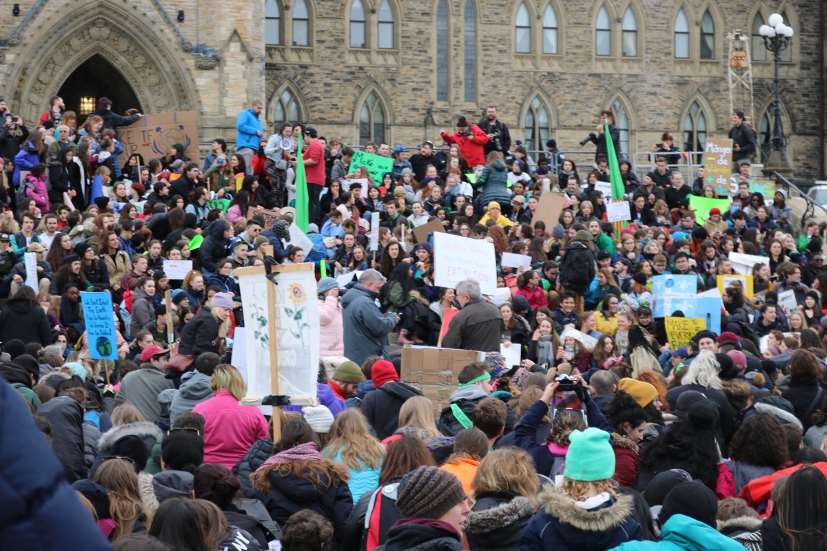 Ottawa students join global march demanding climate action - Ottawa ...