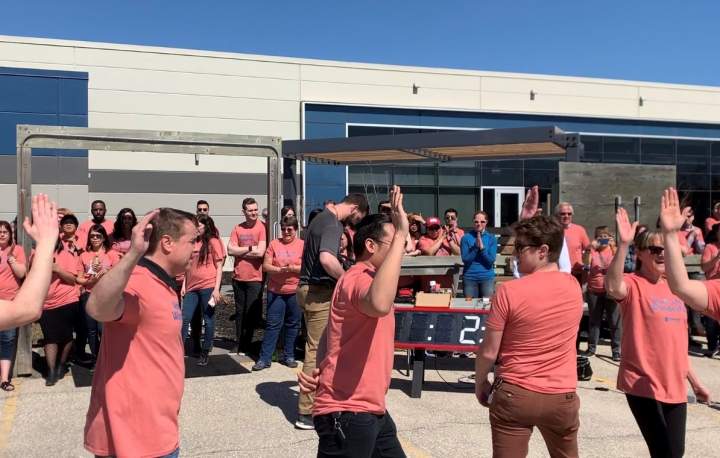 Winnipeg company unofficially sets high-five relay world record on ...