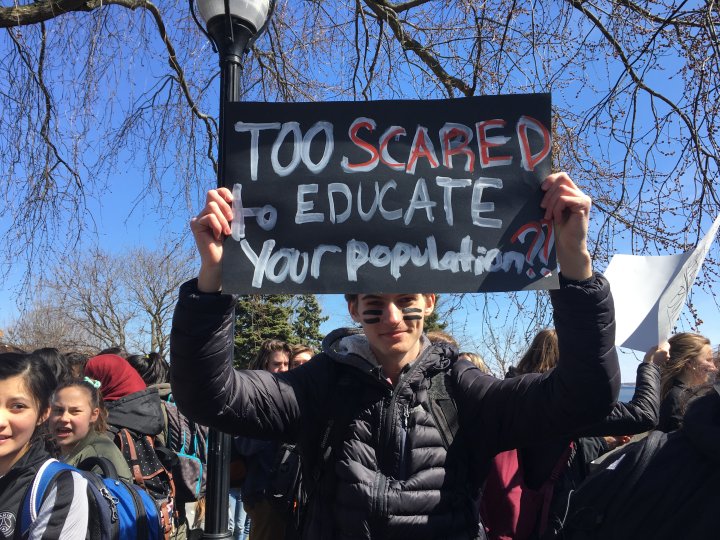 Kingston students, school board protest Ontario government’s education ...