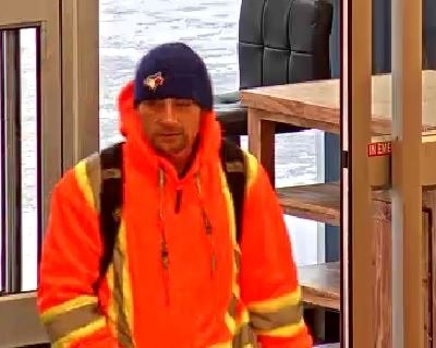 Ottawa police seek to identify suspect in alleged Bank Street robbery ...