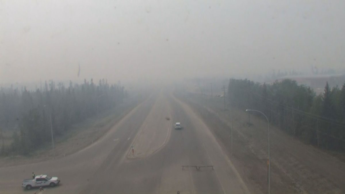 Alberta wildfire continues to grow, but is spreading away from High ...