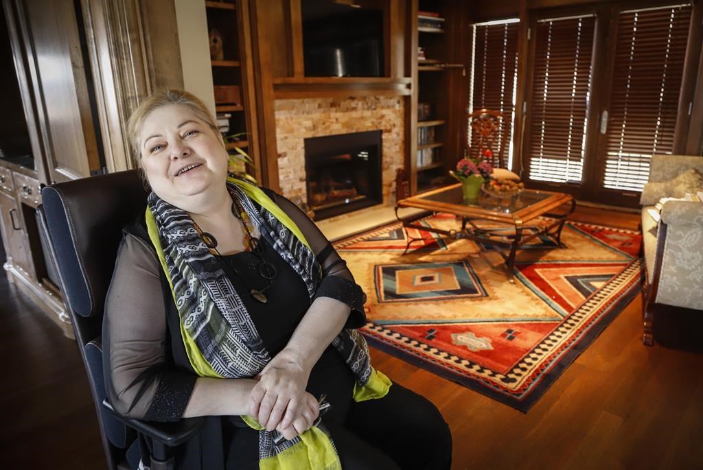 Alberta homeowners trying to sell properties with unique essay contests ...