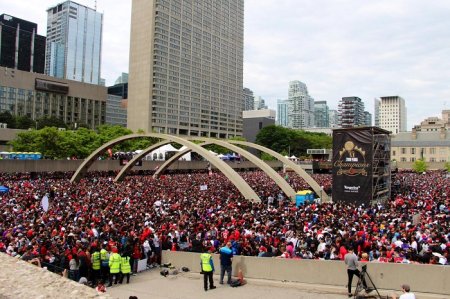 Millions of fans flood downtown Toronto for Raptors victory parade ...