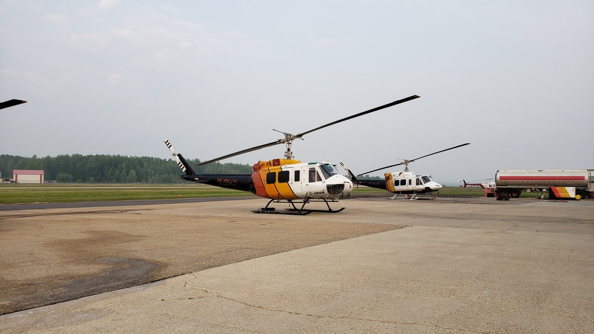 Alberta wildfires: All eyes on the weather as lightning becomes concern ...