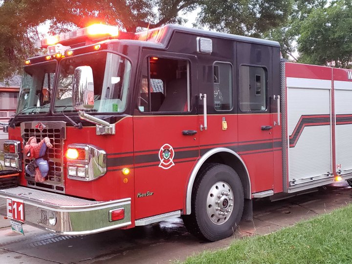 Winnipeg crews tackle early morning structure fires - Winnipeg ...