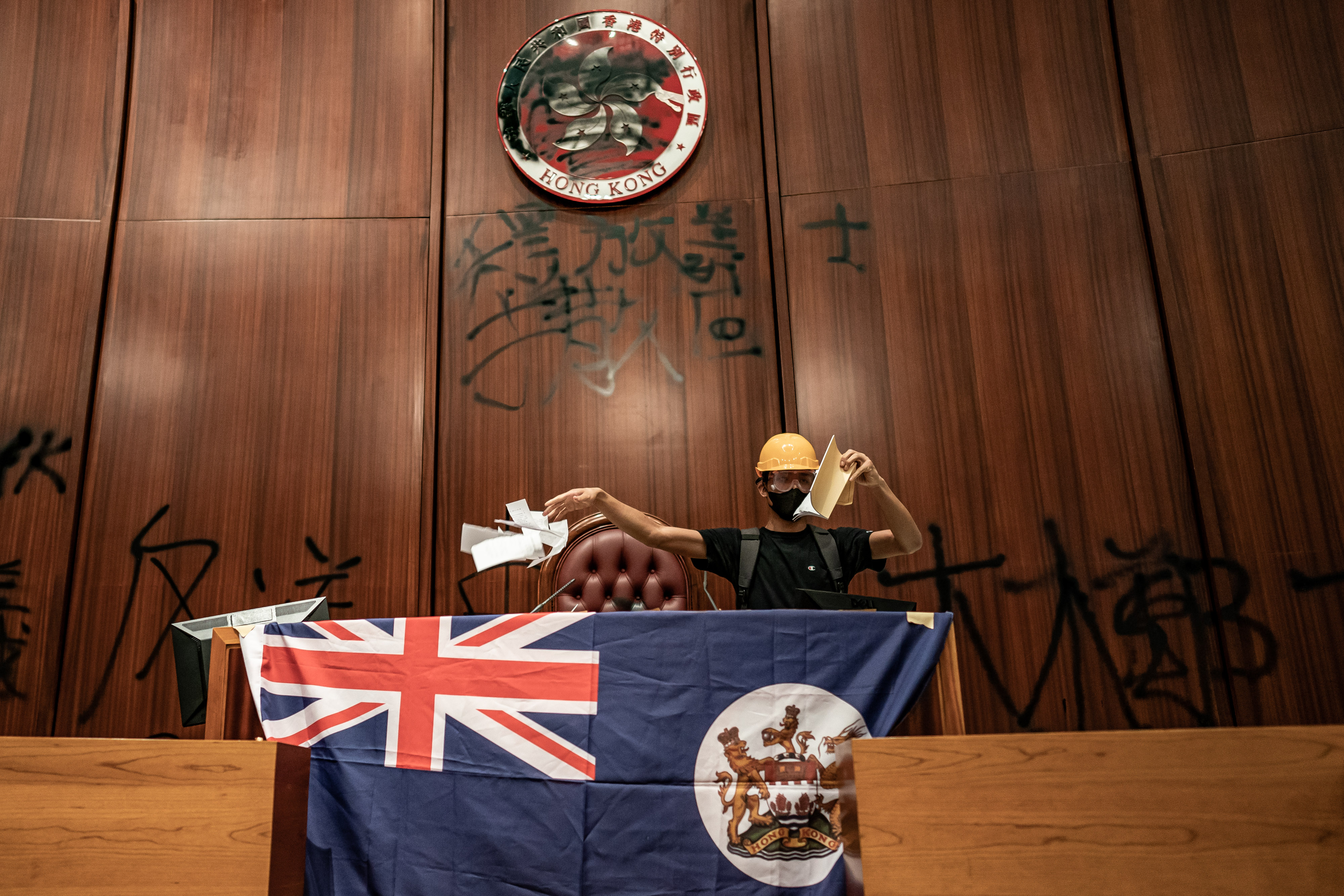 China says extradition fight has turned violent, but some protesters ...