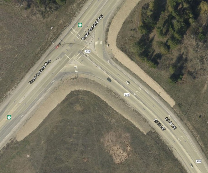 UPDATE: Eastbound lanes of Trans-Canada Highway near Salmon Arm closed ...
