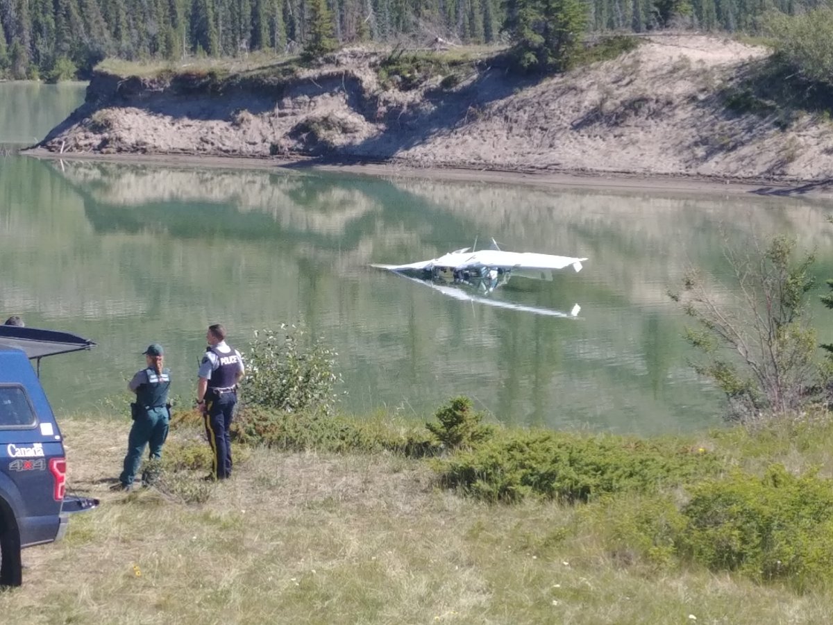 Plane recovered from Jasper crash site, investigation continues ...
