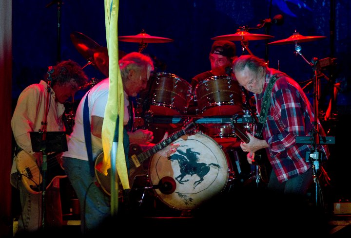 Neil Young announces ‘Colorado’ album and first single | Globalnews.ca