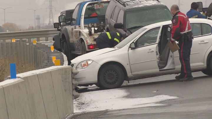 Calgary police urge drivers to be cautious after overnight snowfall ...