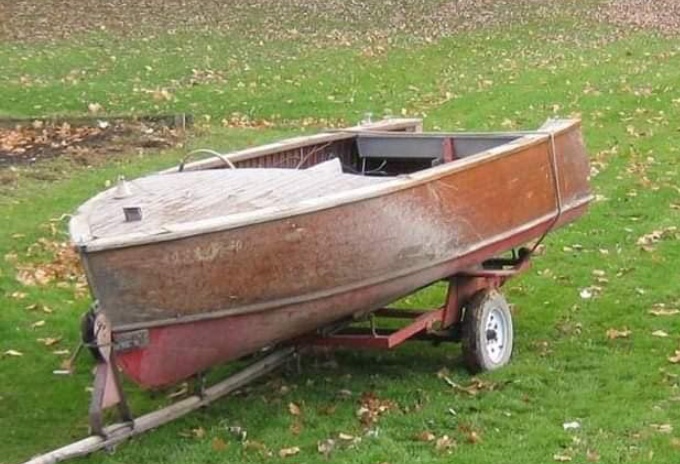 How an old cedar boat led to an unsinkable friendship for two ...