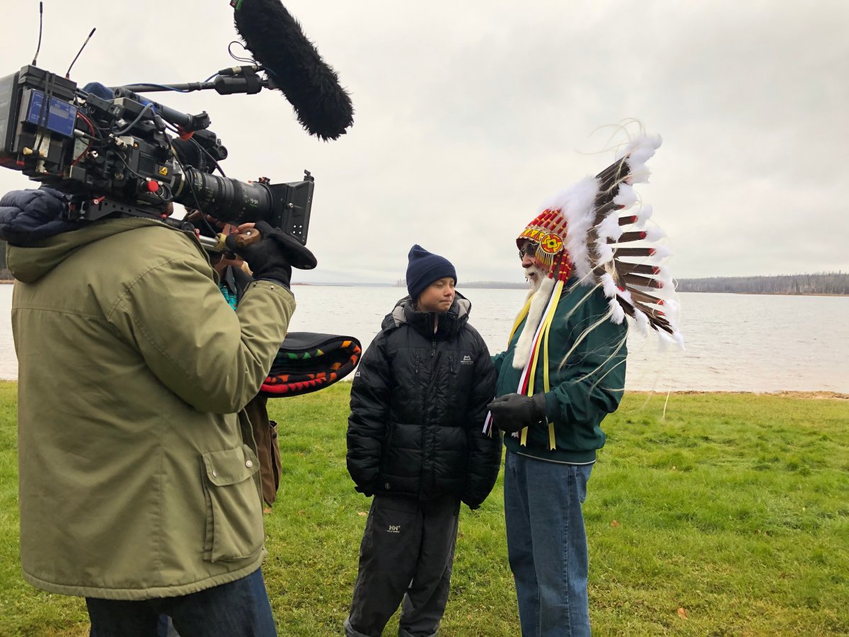 Greta Thunberg meets with First Nations in Fort McMurray, shoots ...