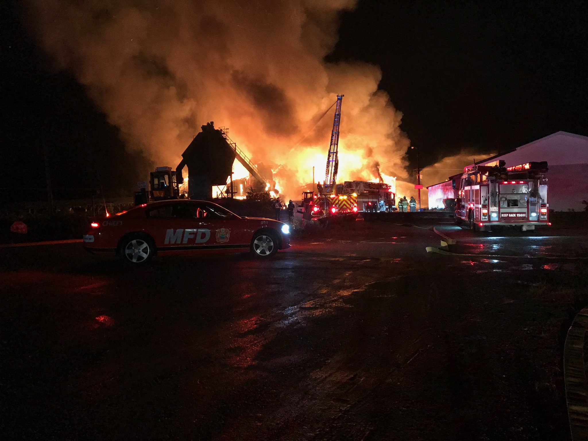 Fire destroys defunct mill in Miramichi, N.B. - New Brunswick ...