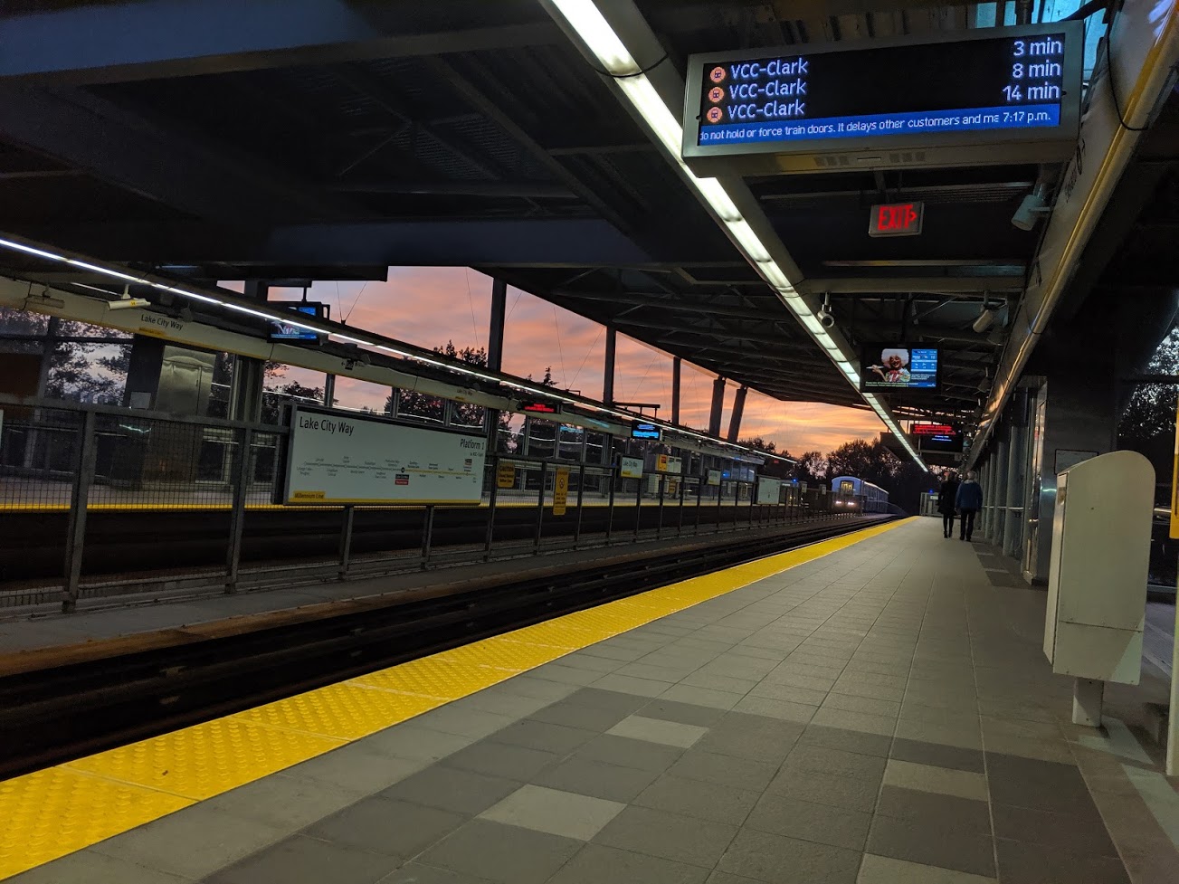 Metro Vancouver mayors grade major parties on transit promises - BC ...