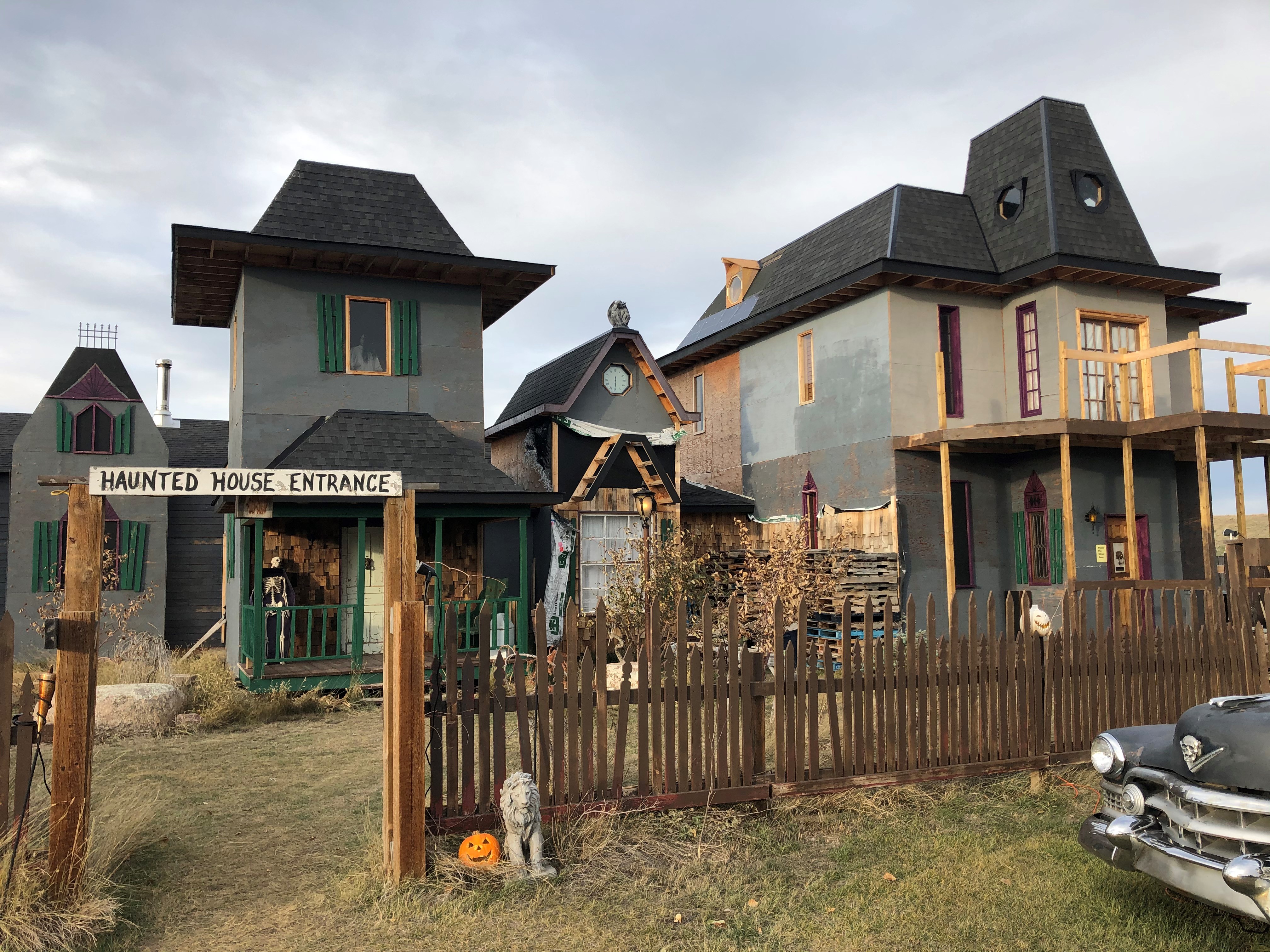 Creepy Hollow continues to spook scare-seekers in southern Alberta ...