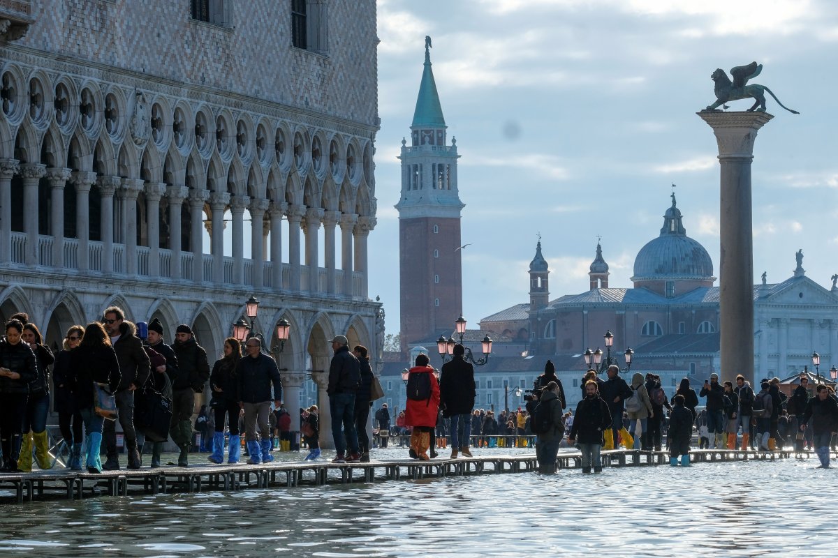 Italy declares state of emergency after Venice submerged in 6 feet of ...
