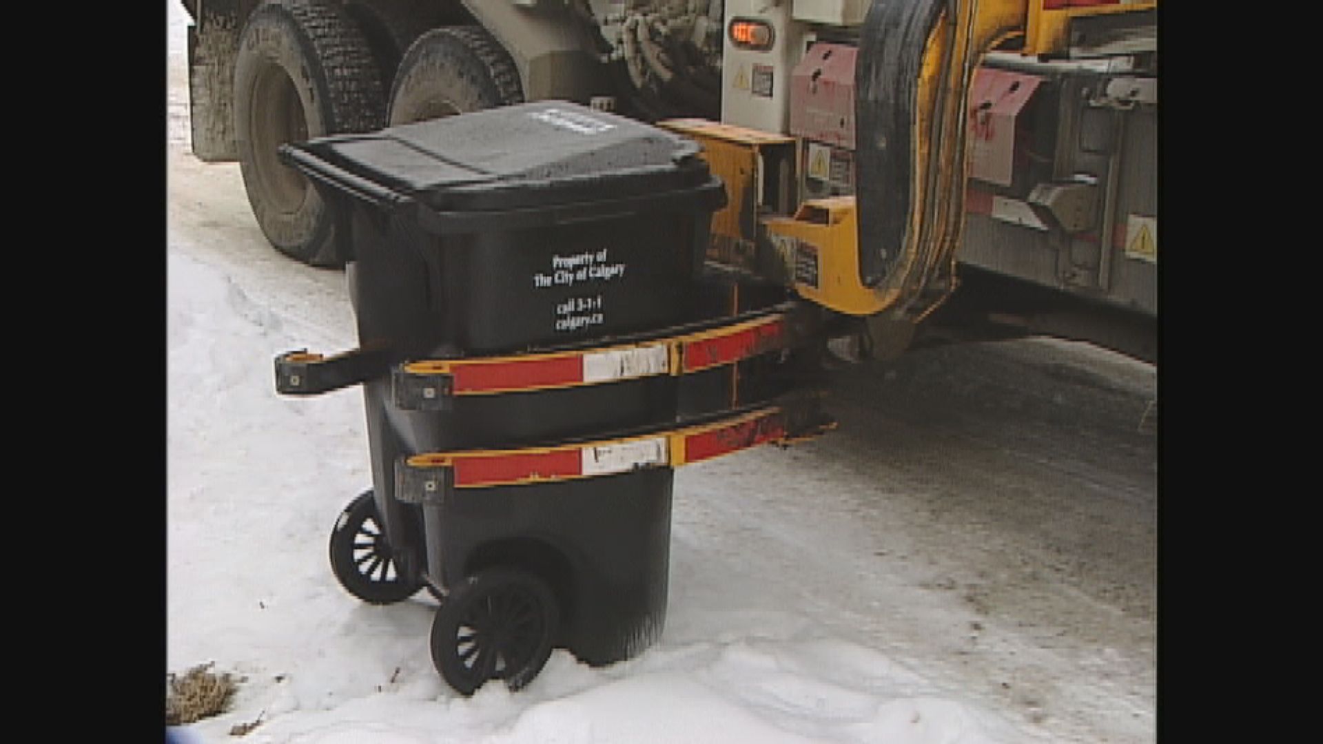 Dozens of communities to be included in privatized Calgary black bin ...