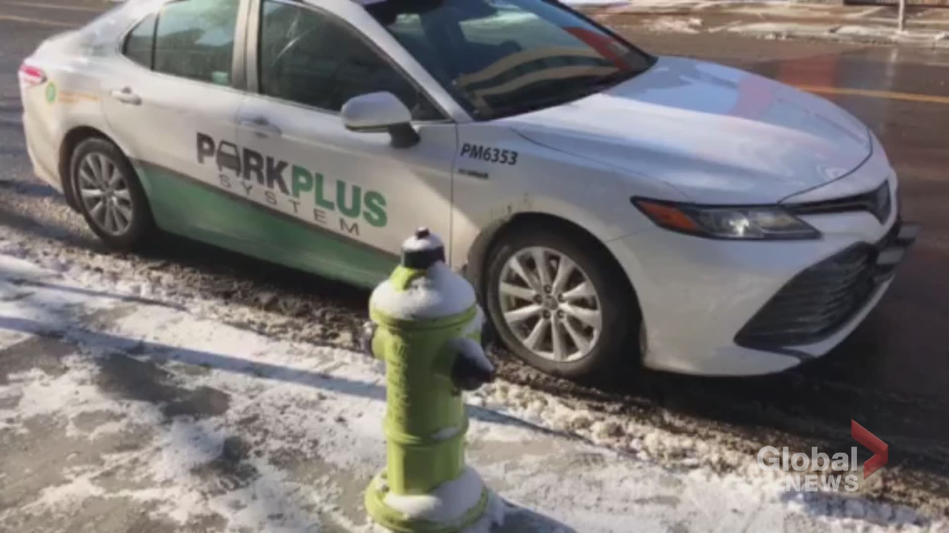 Video shows Calgary Parking Authority attendant parked in front of fire ...