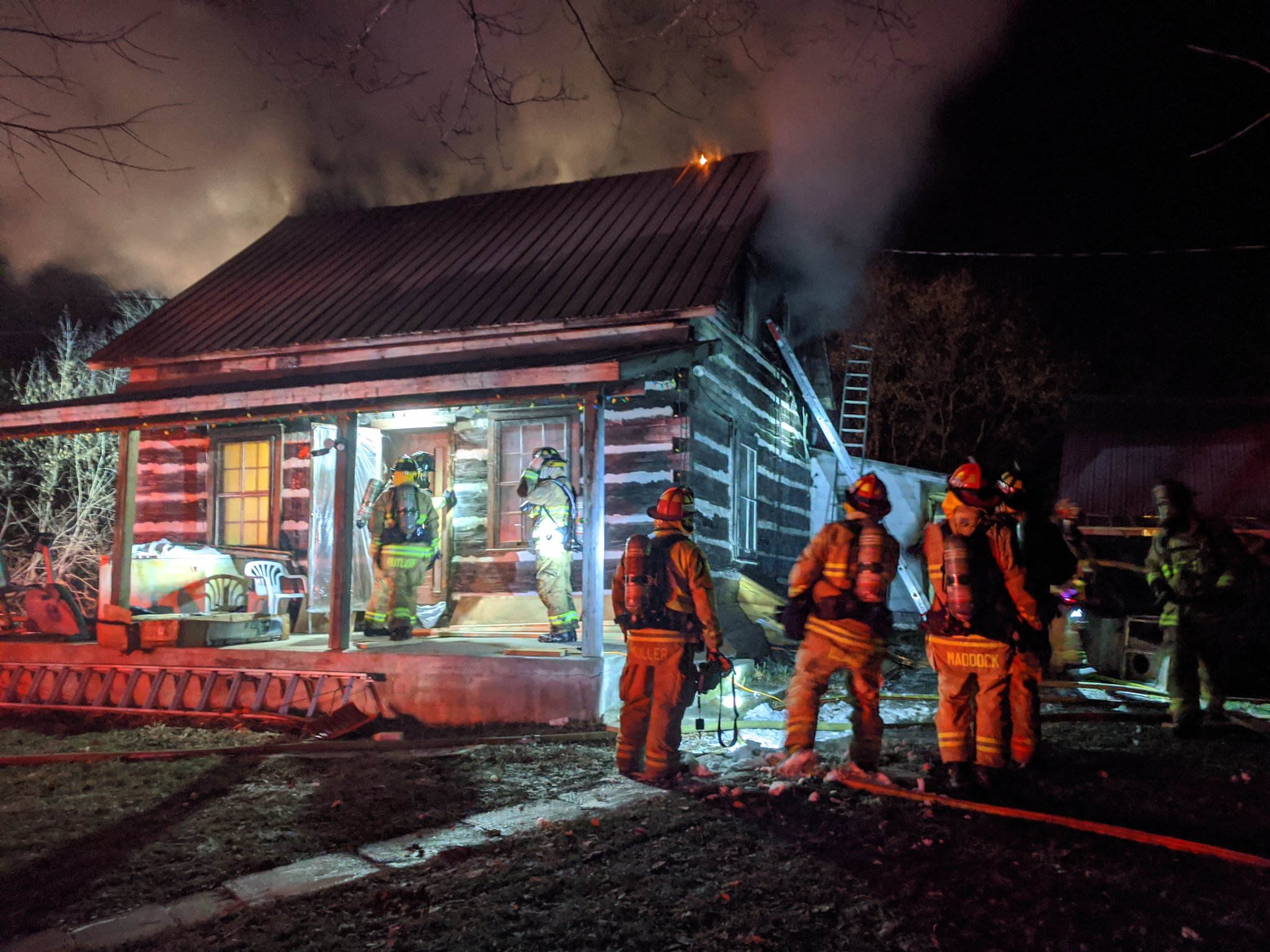 Busy Friday for Ottawa fire services as 3 homes burn in city - Ottawa ...