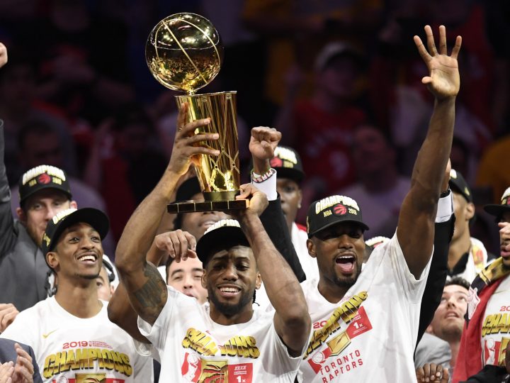 ‘One team, one country’: Toronto Raptors named Canadian Press team of ...