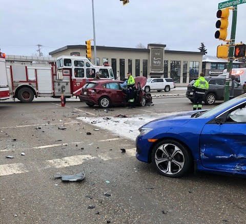 No severe injuries in 3-vehicle collision in Saskatoon - Saskatoon ...