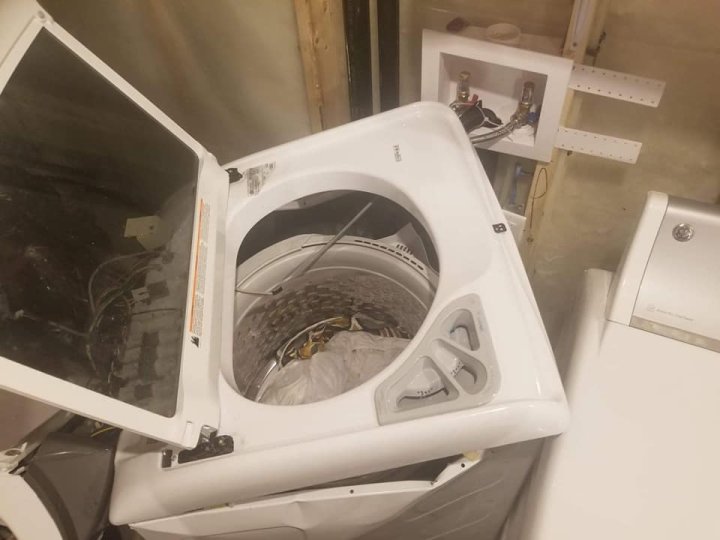 Lethbridge mother shocked after she says washing machine ‘exploded from ...