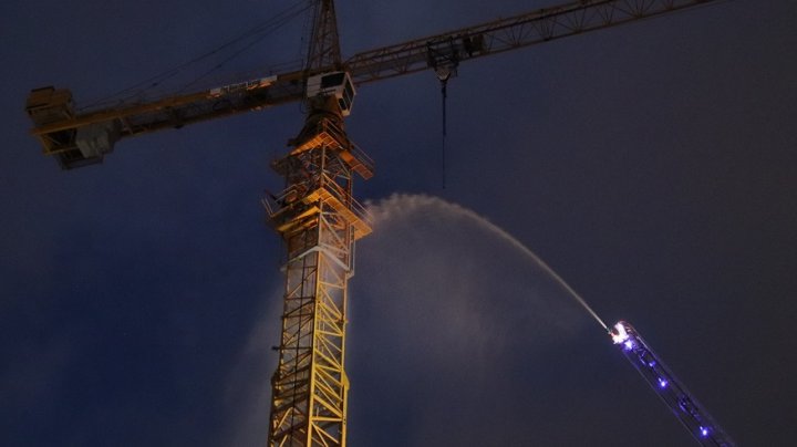 Electrical fire at top of construction crane in Coquitlam sends worker ...