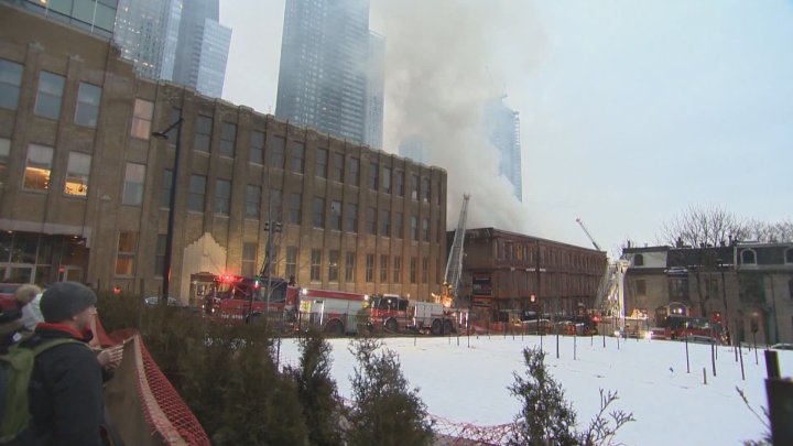Downtown Montreal fire was an arson, police say - Montreal | Globalnews.ca