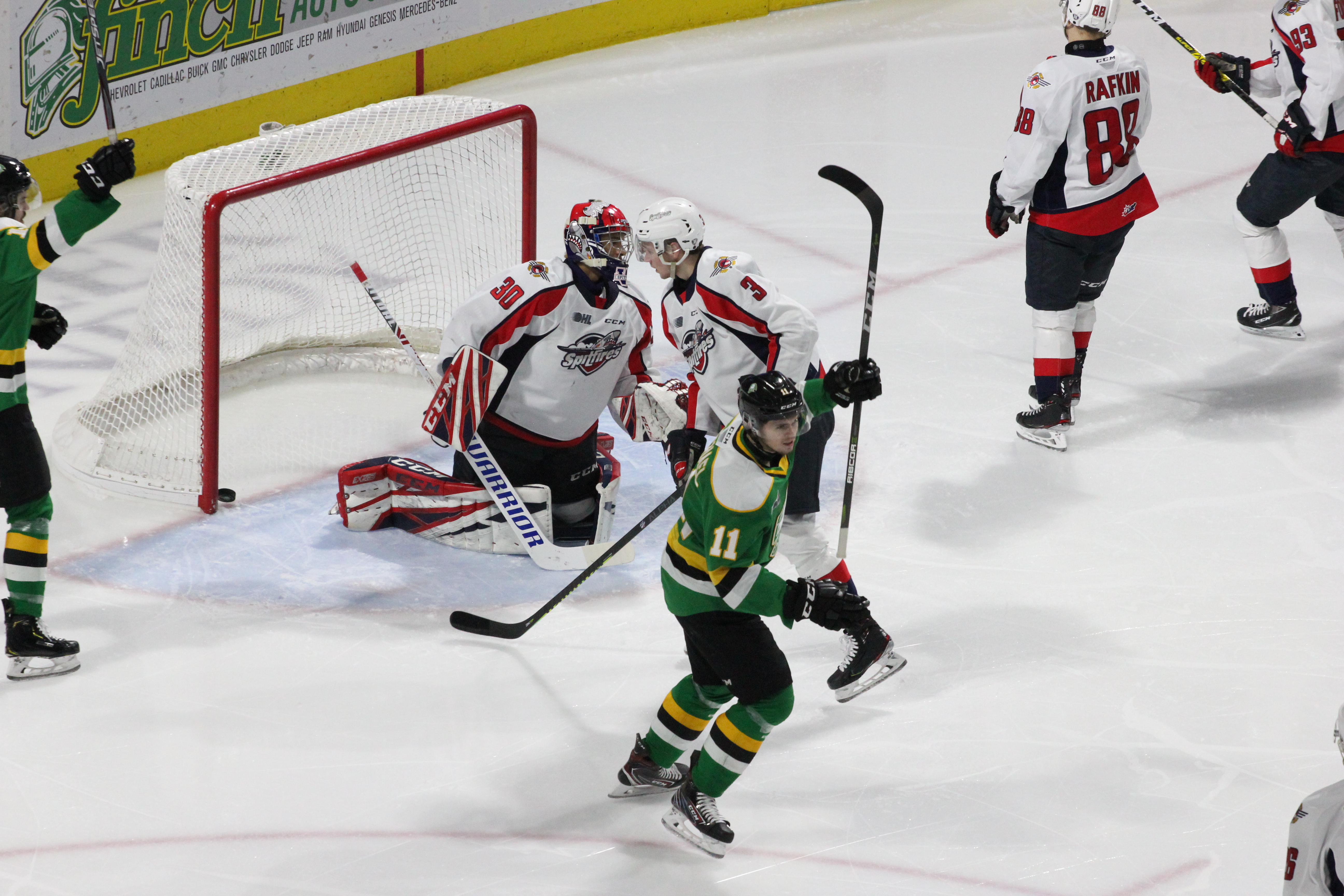 Four third period goals lead London Knights to seventh straight win ...