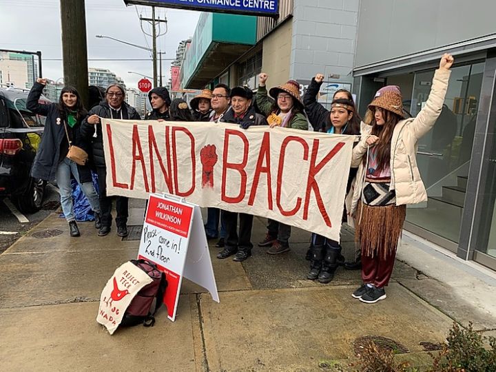 Indigenous leaders protest against major Alberta oilsands mine proposal ...