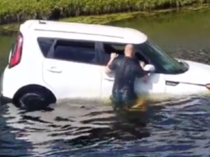 car sinking | News, Videos & Articles