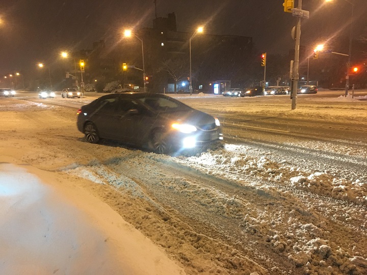 Winter weather system mixed with snow, rain hits Toronto during Tuesday ...