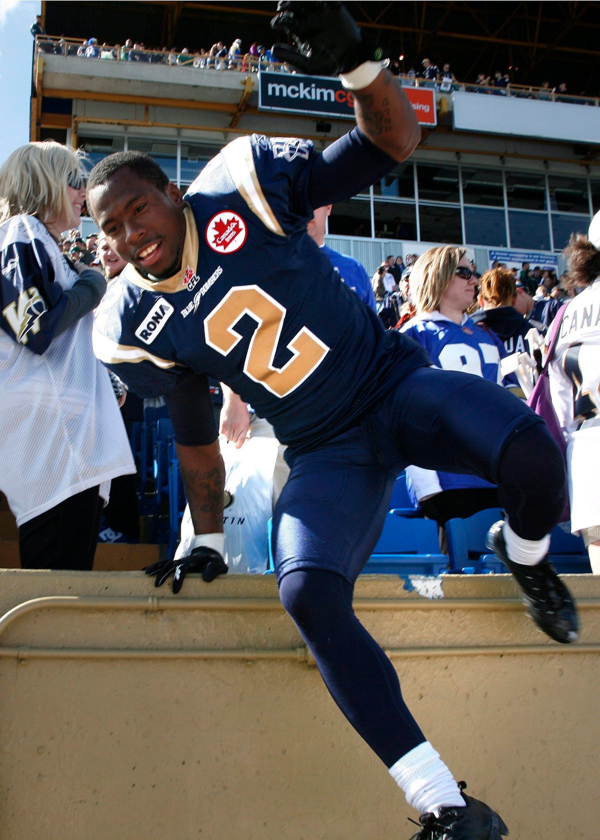 Longtime CFL star Jovon Johnson signs 1-day contract to retire a ...