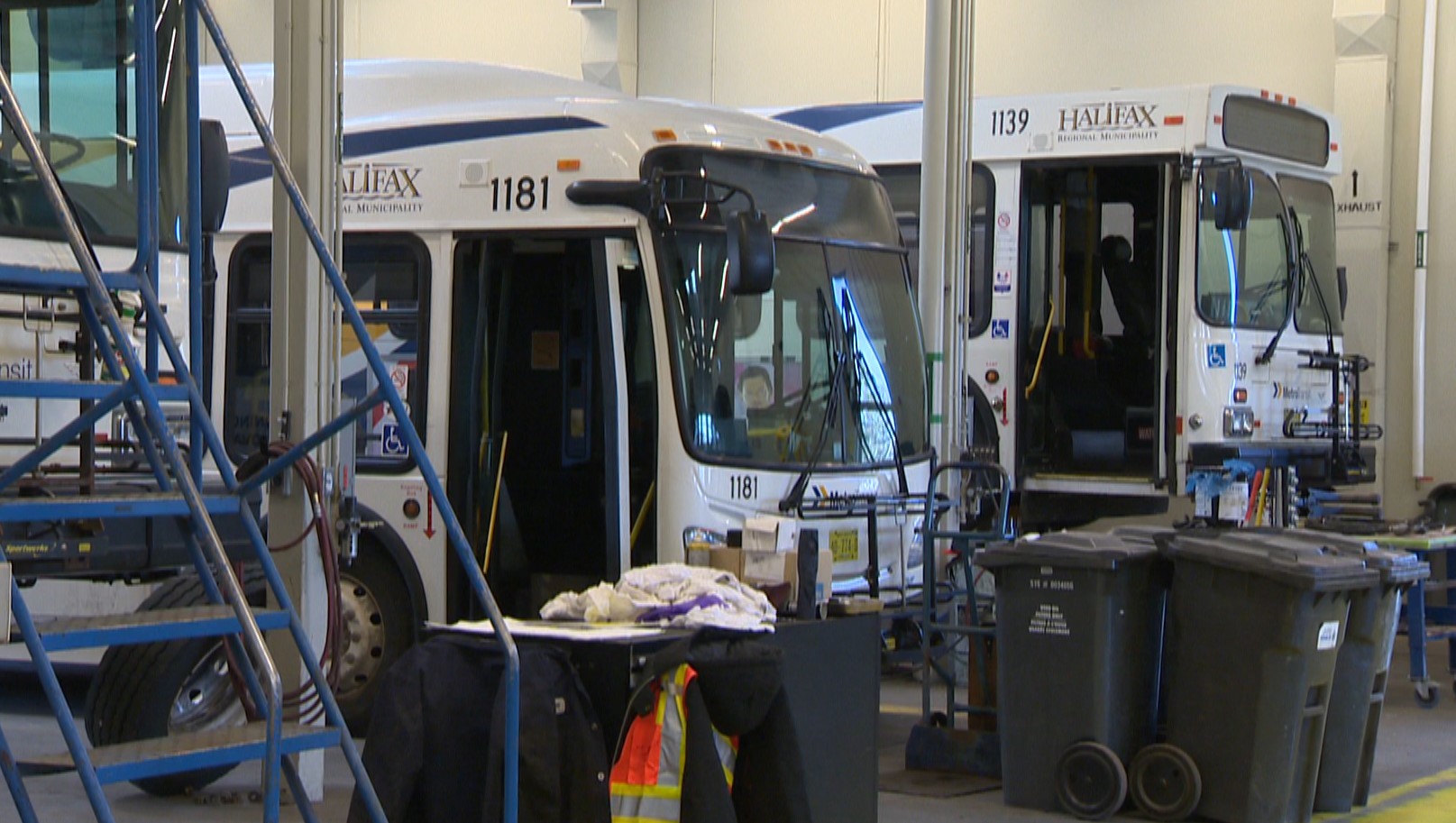 COVID-19 case at Burnside garage carries ‘no risk’ to public, say ...