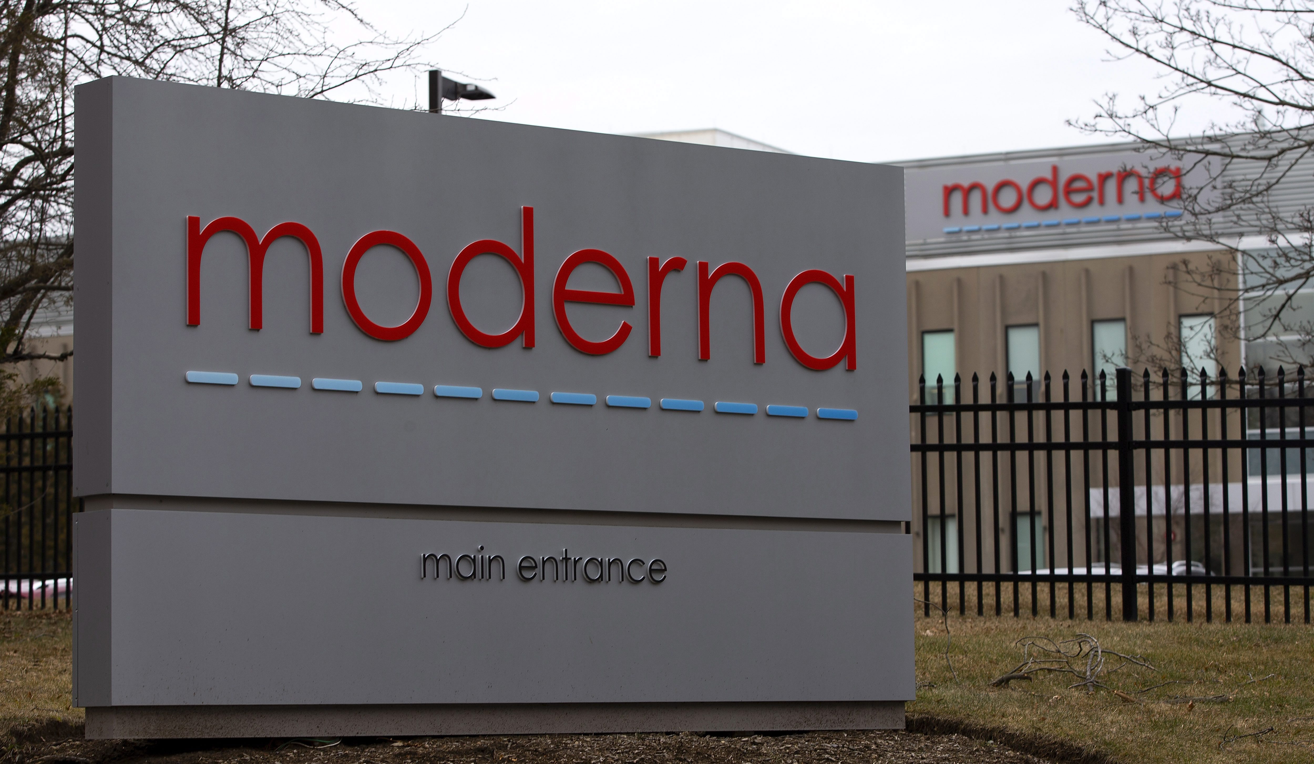 Moderna’s coronavirus vaccine shows signs of success in early-stage ...