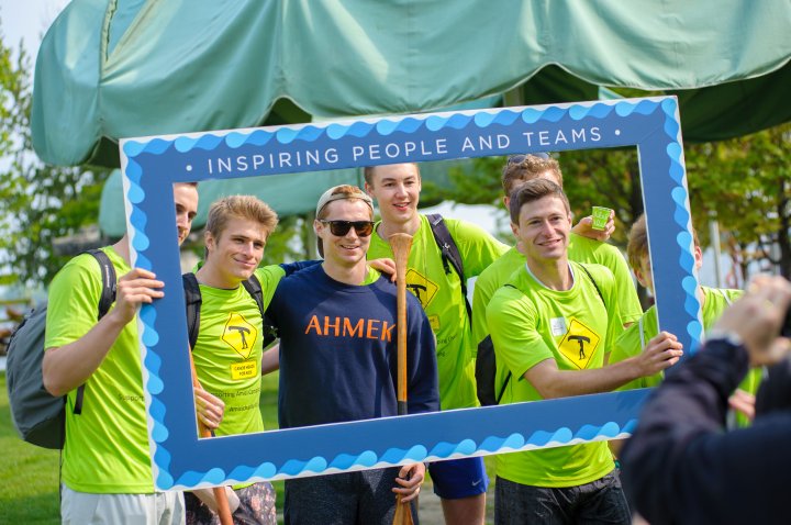 Amici’s Virtual Canoe Heads for Kids - GlobalNews Events