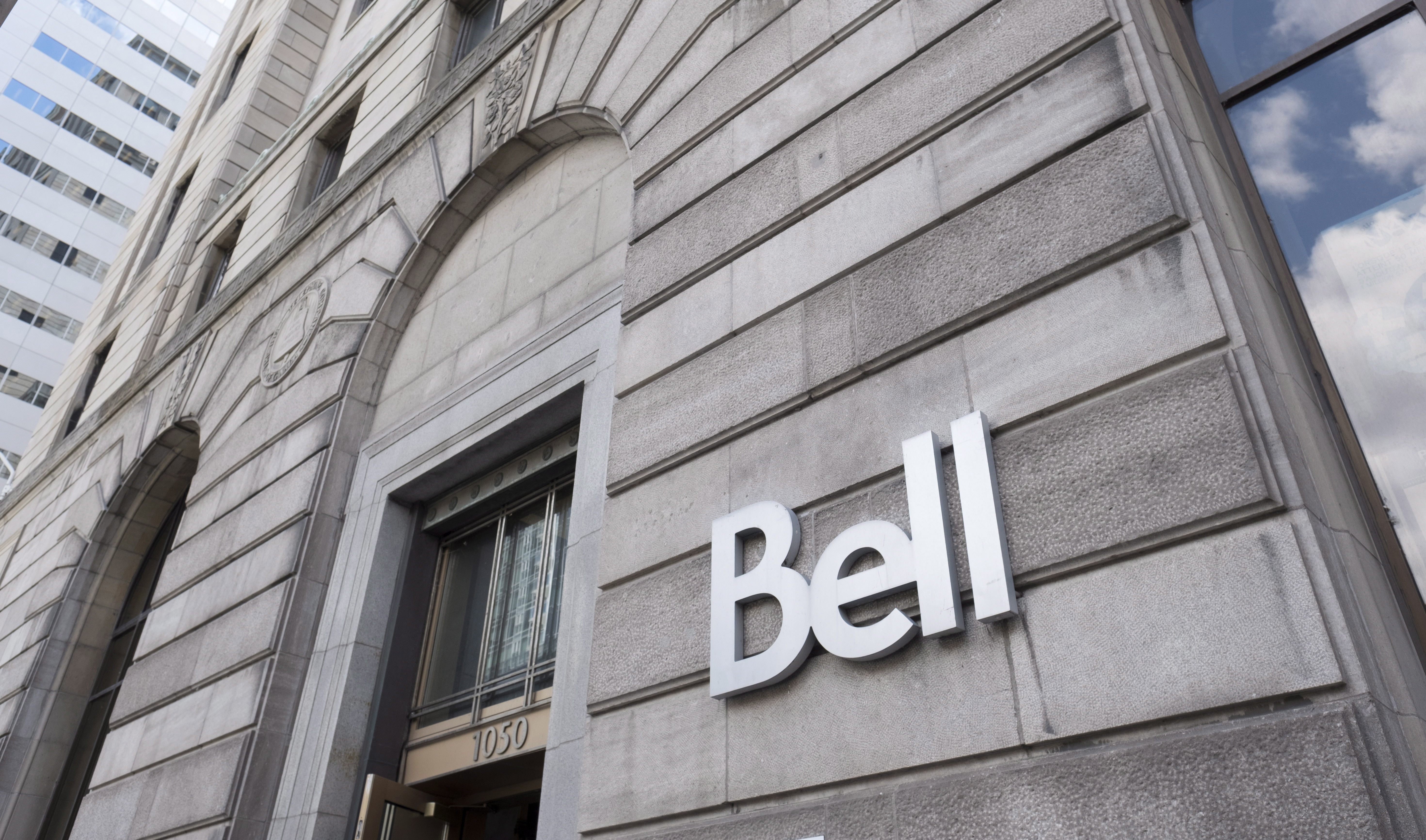 Bell launches 5G network in 5 Canadian cities | Globalnews.ca