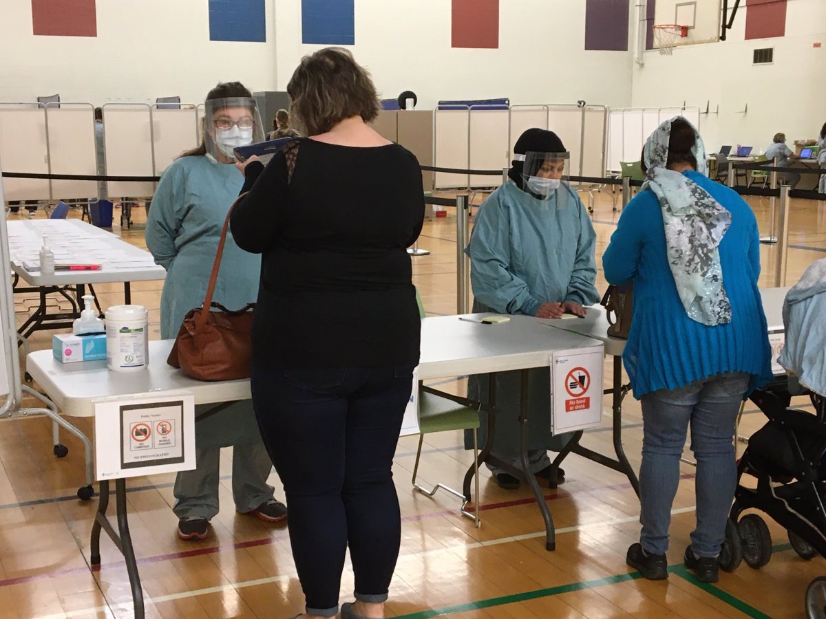 Edmontonians flock to drop-in COVID-19 testing centre - Edmonton ...