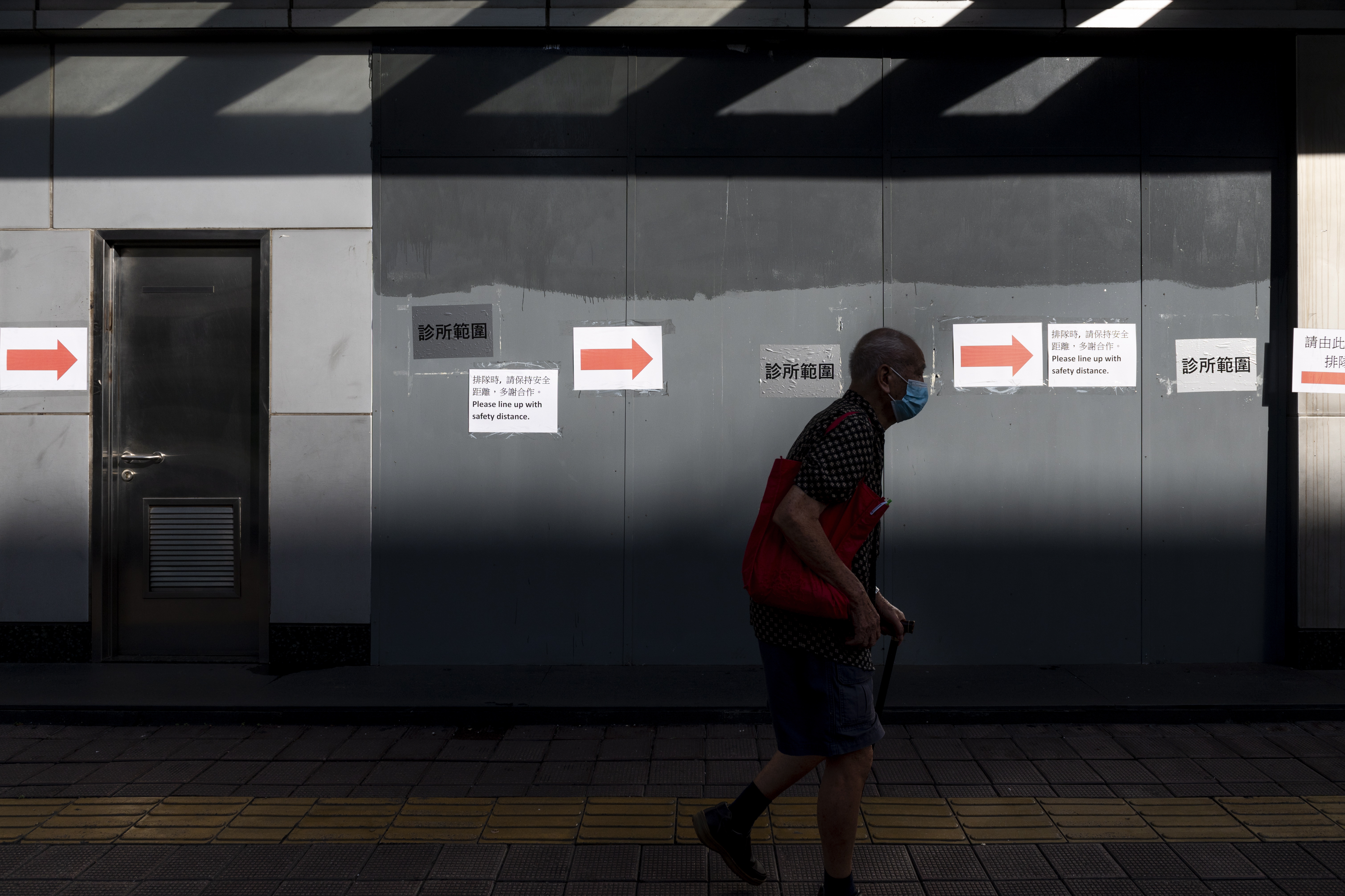 1st coronavirus reinfection case reported by researchers in Hong Kong ...